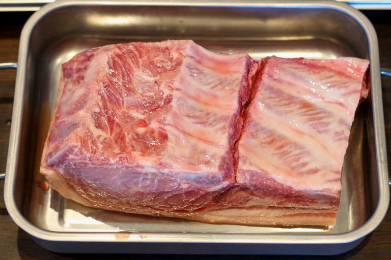 Hjemmelaget julesylte av ribbe – Led oss inn i fristelse